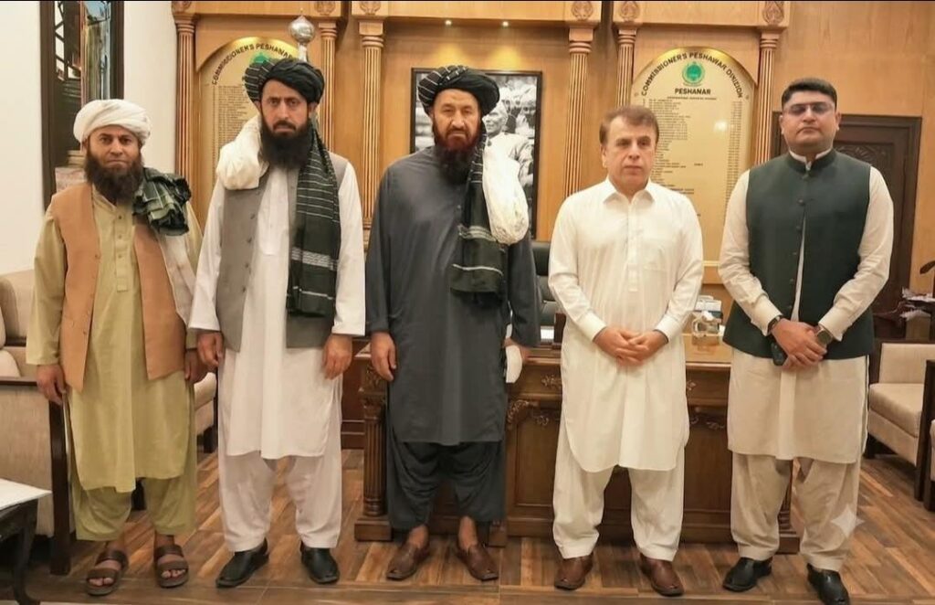 Decision made to repatriate stranded Pakistani trucks through Torkham ...